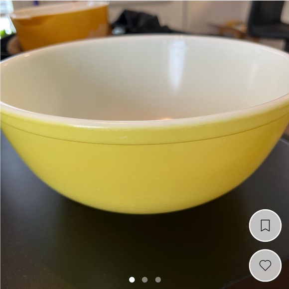 Pyrex | Dining | Vintage Pyrex Large 44 Yellow 4 Quart Mixing Bowl ...